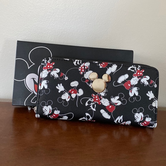 Disney | Bags | Disney Mickey Mouse Boxed Wallet Mickey And Minnie ...